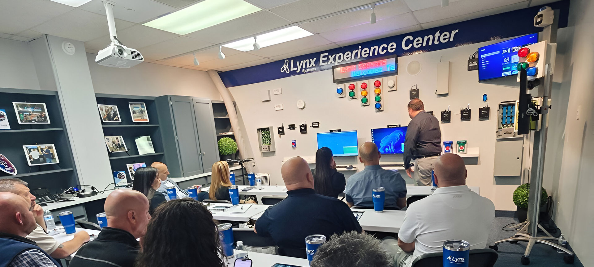 About Lynx | Network Based Mass Notification Systems